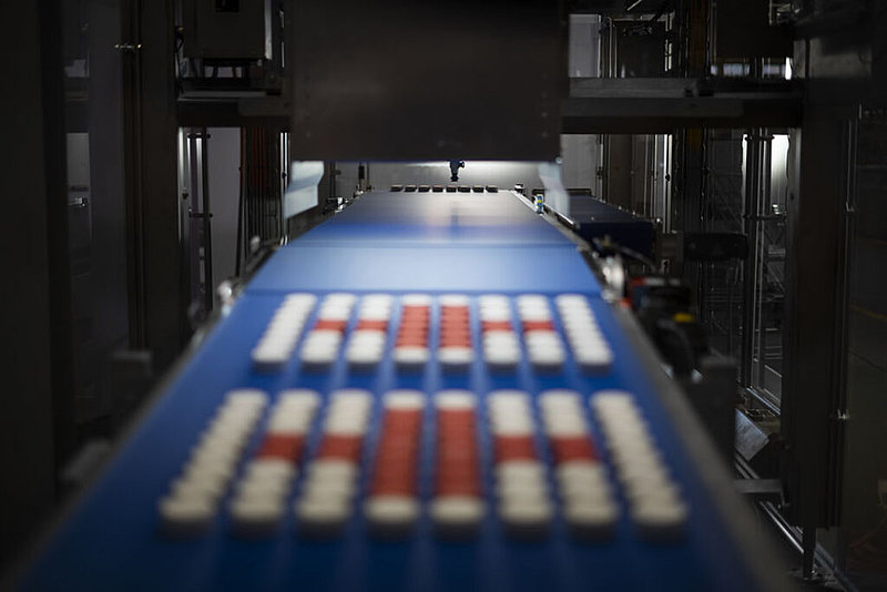 Rotzinger Unveils A Robot With An Integrated Buffer - Rotzinger